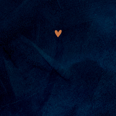 Donkerblauwe velvet-look envelop op maat met hartje